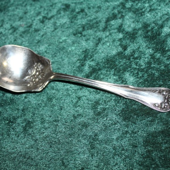 Oneida | Dining | Antique Oneida Community Reliance Bridal Rose Larose ...